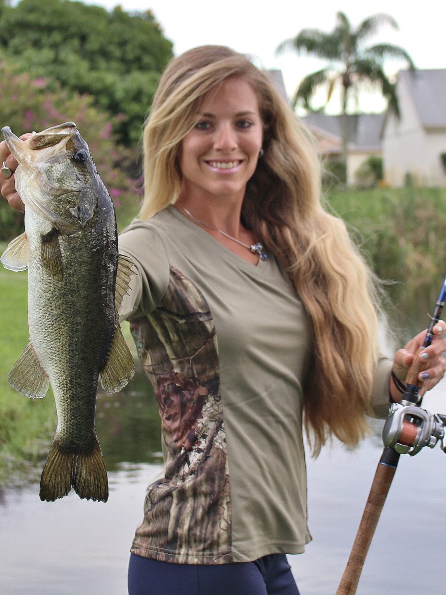 8x10 Darcizzle in the FL Keys- Autographed! - Darcizzle Offshore
